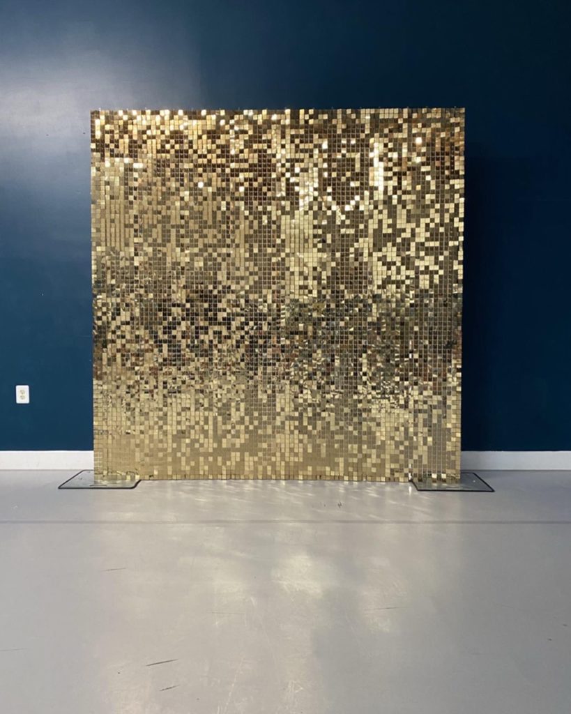 Gold Shimmer Wall | Inflated Dreams